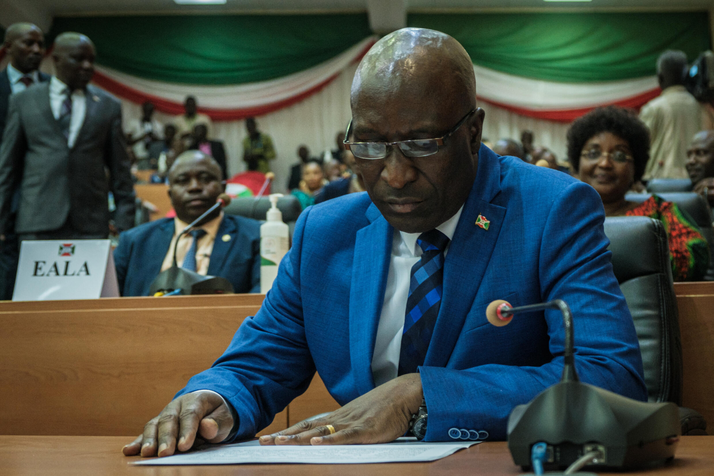 Burundi: Évariste Ndayishimiye change de Premier ministre et veut ...