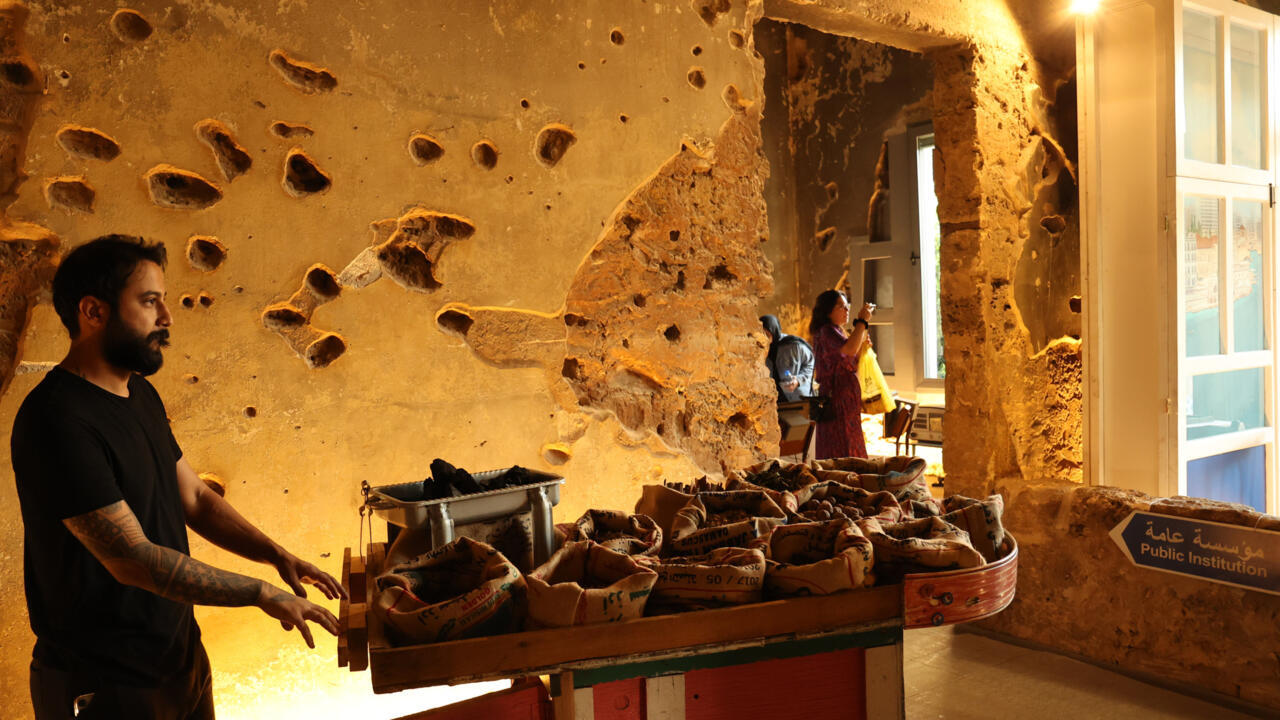 El pasado de Líbano reverbera en su sombrío presente en nueva exhibición
