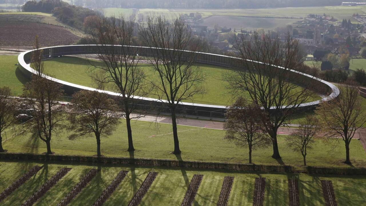 Hollande to open France's Ring of Memory in homage to World War One dead