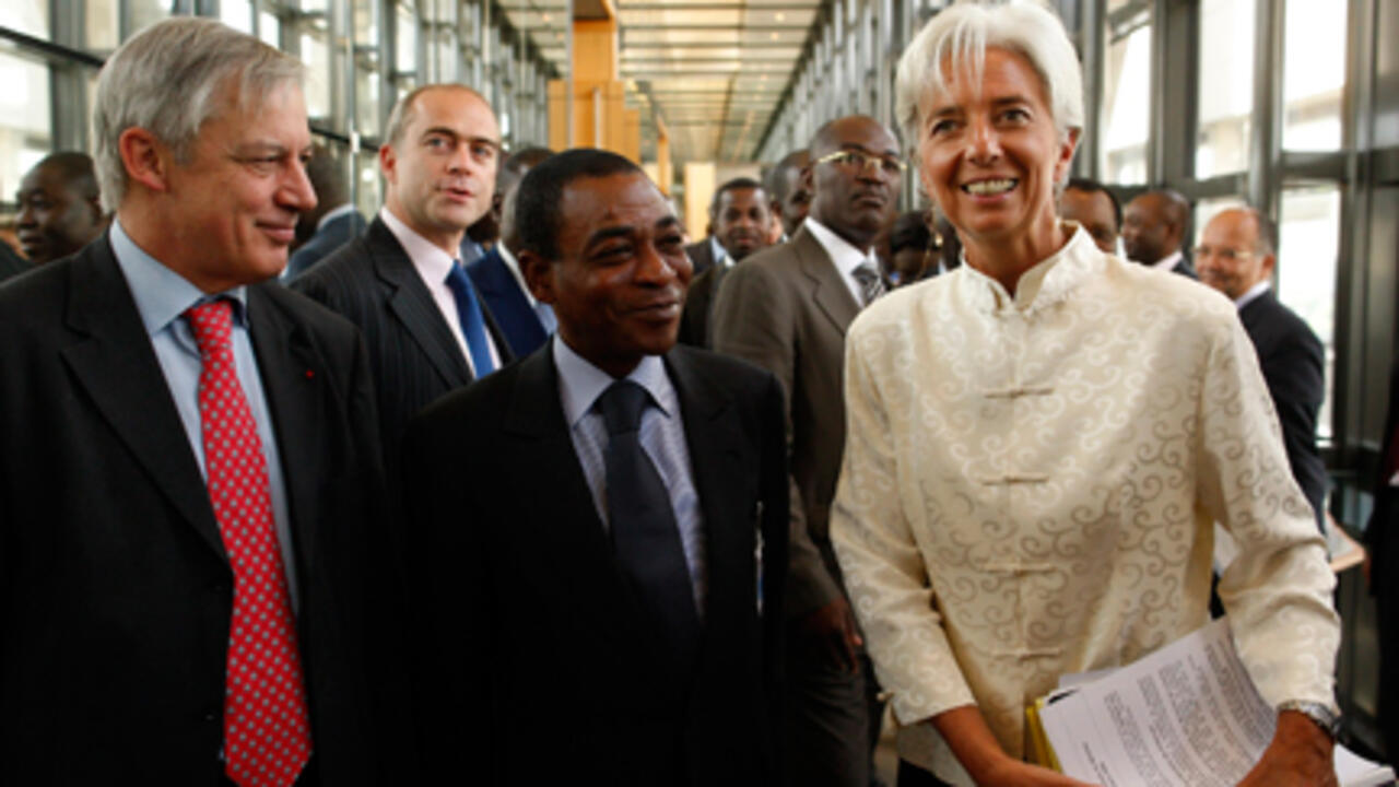 French deficit reaches 4.5 billion euros