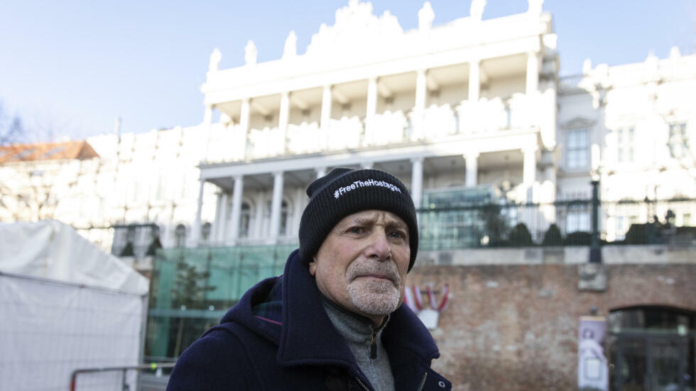 Un ex-otage américain de Téhéran réclame la libération des Occidentaux ...