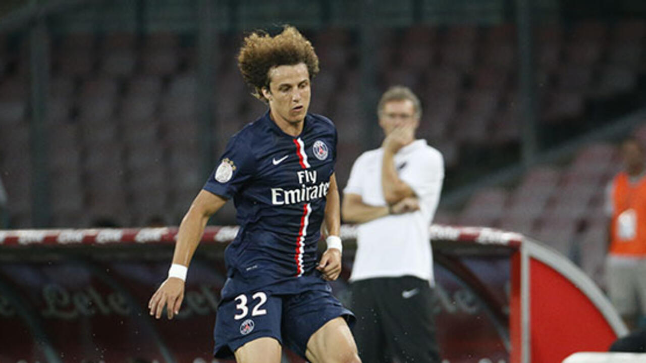 David Luiz faz estreia discreta no Paris Saint-Germain
