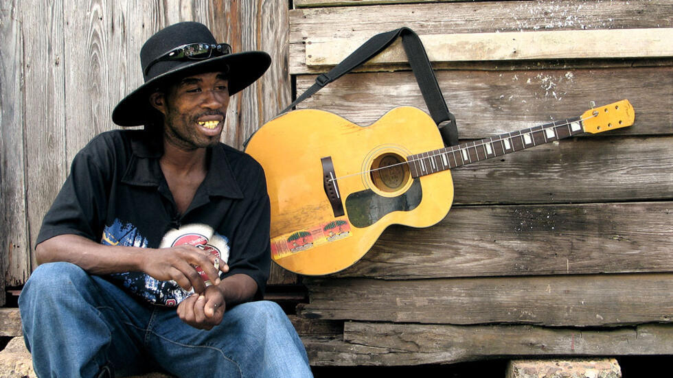 Jamaica's Brushy One-String hits the right chord in France - World ...