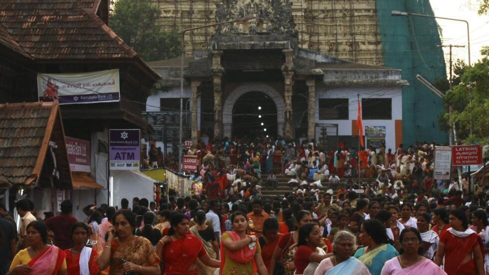 Mutane 12 sun mutu a turmutsutsun wajen ibadar mabiya Hindu a India