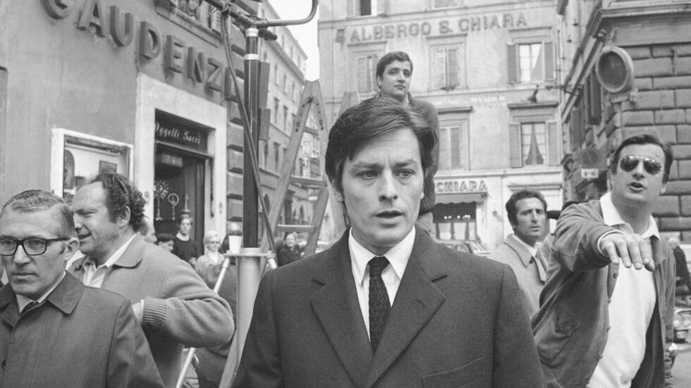Alain Delon, người khổng lồ cuối cùng của điện ảnh Pháp