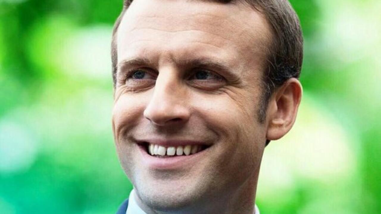 Élections européennes: Emmanuel Macron s'affiche pour Nathalie Loiseau