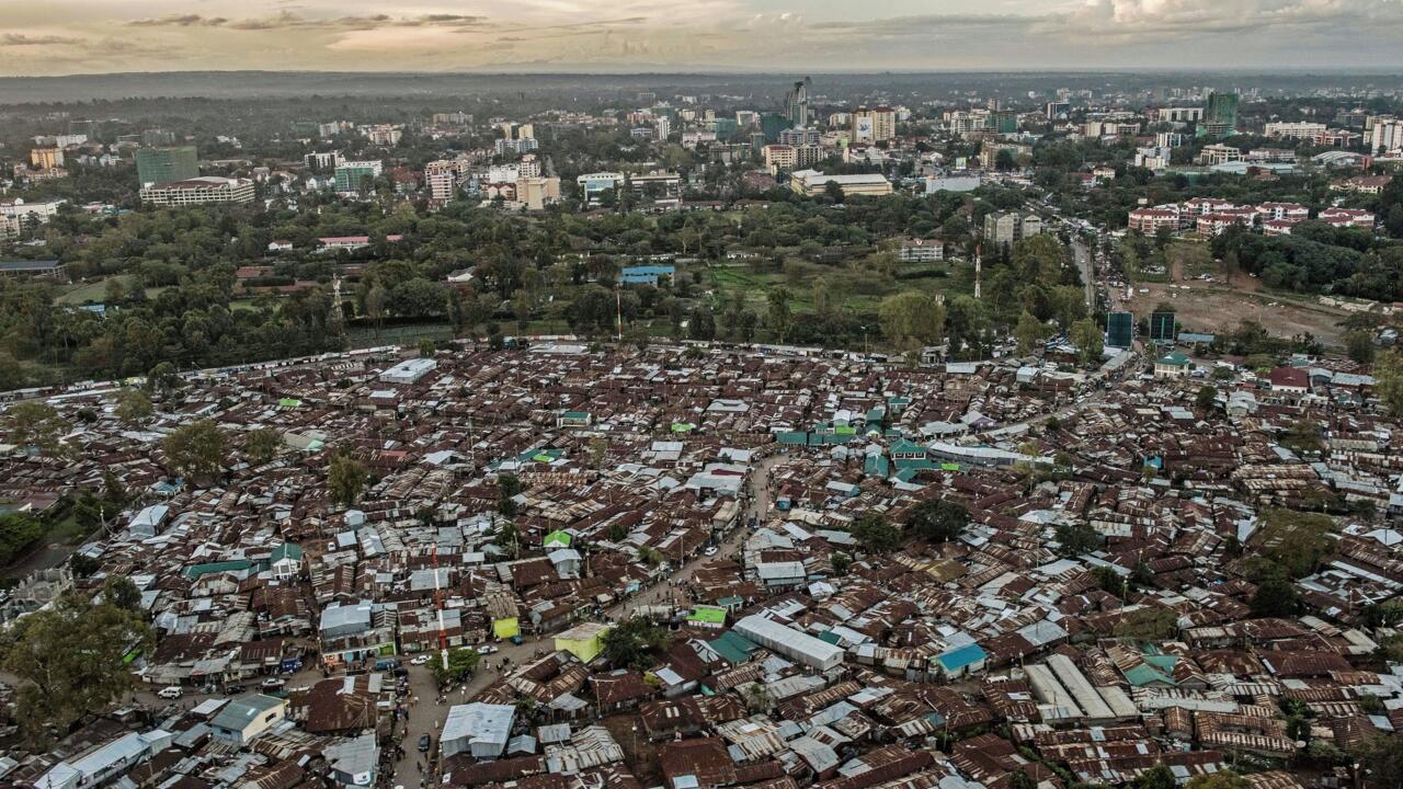Kibera residents oppose link road construction, part 1 - International ...