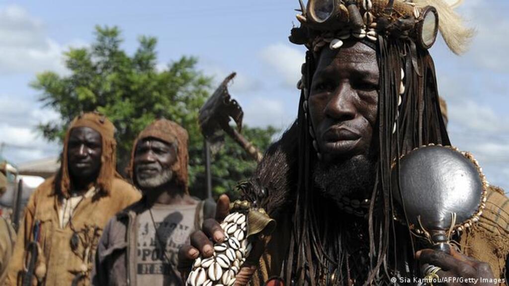 jihaadiyankooɓe JNIM tuumaama hippaade daakorde donsonkooɓe dana ...