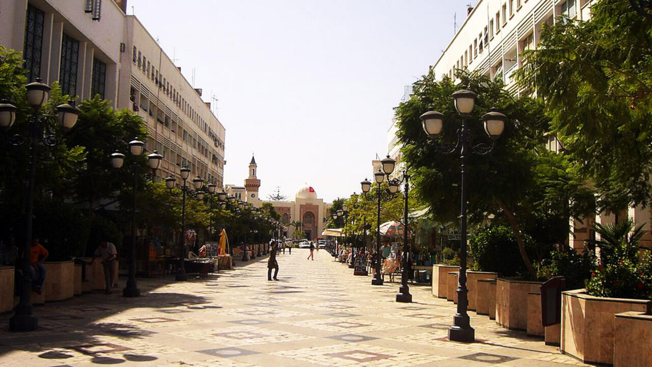 Tunisie: la vie en sursis des migrants à Sfax