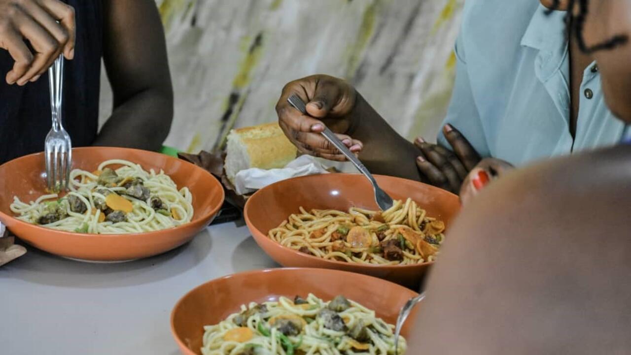 Togo: Lomé à l'ère des fast-foods - La vie ici - RFI