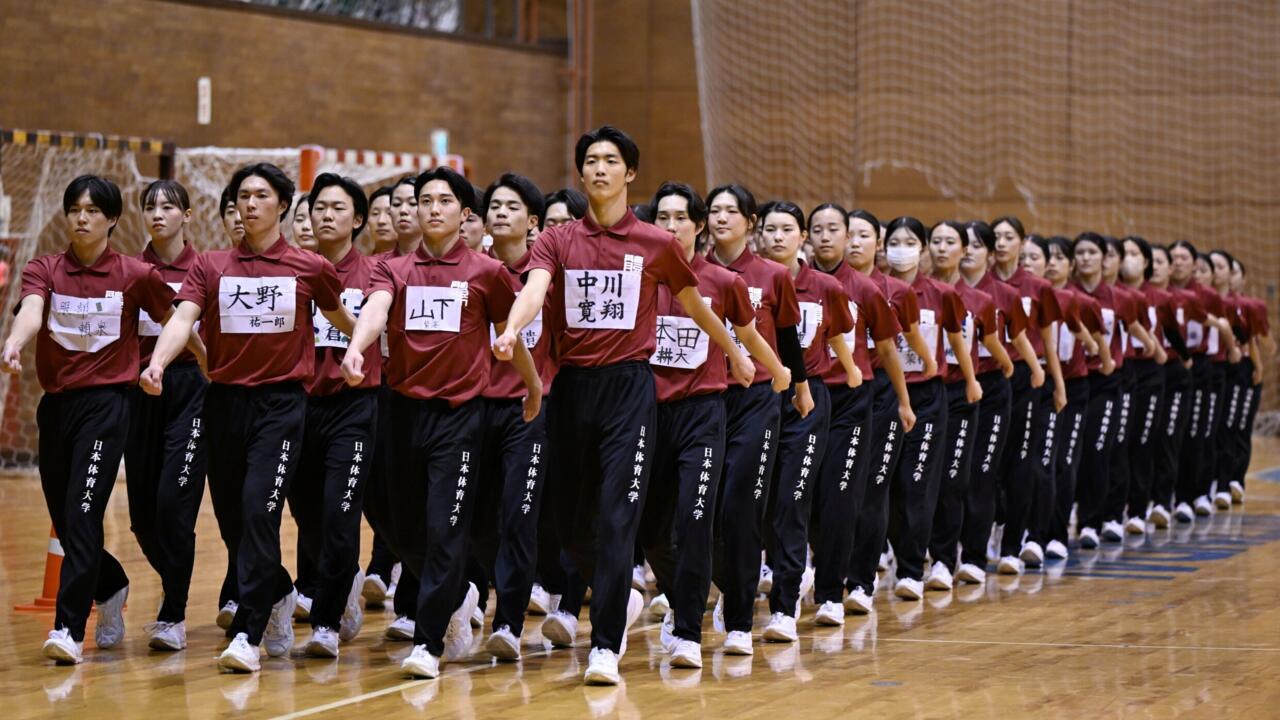 Synchronised steps: Japan walking art tradition marches on