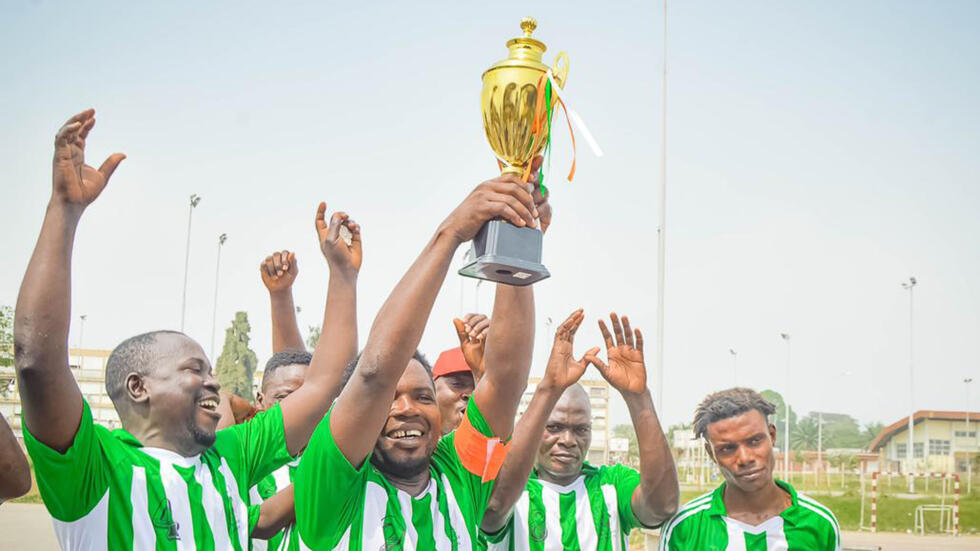 Le Club RFI : le football pour renforcer la fraternité à Abidjan et à ...