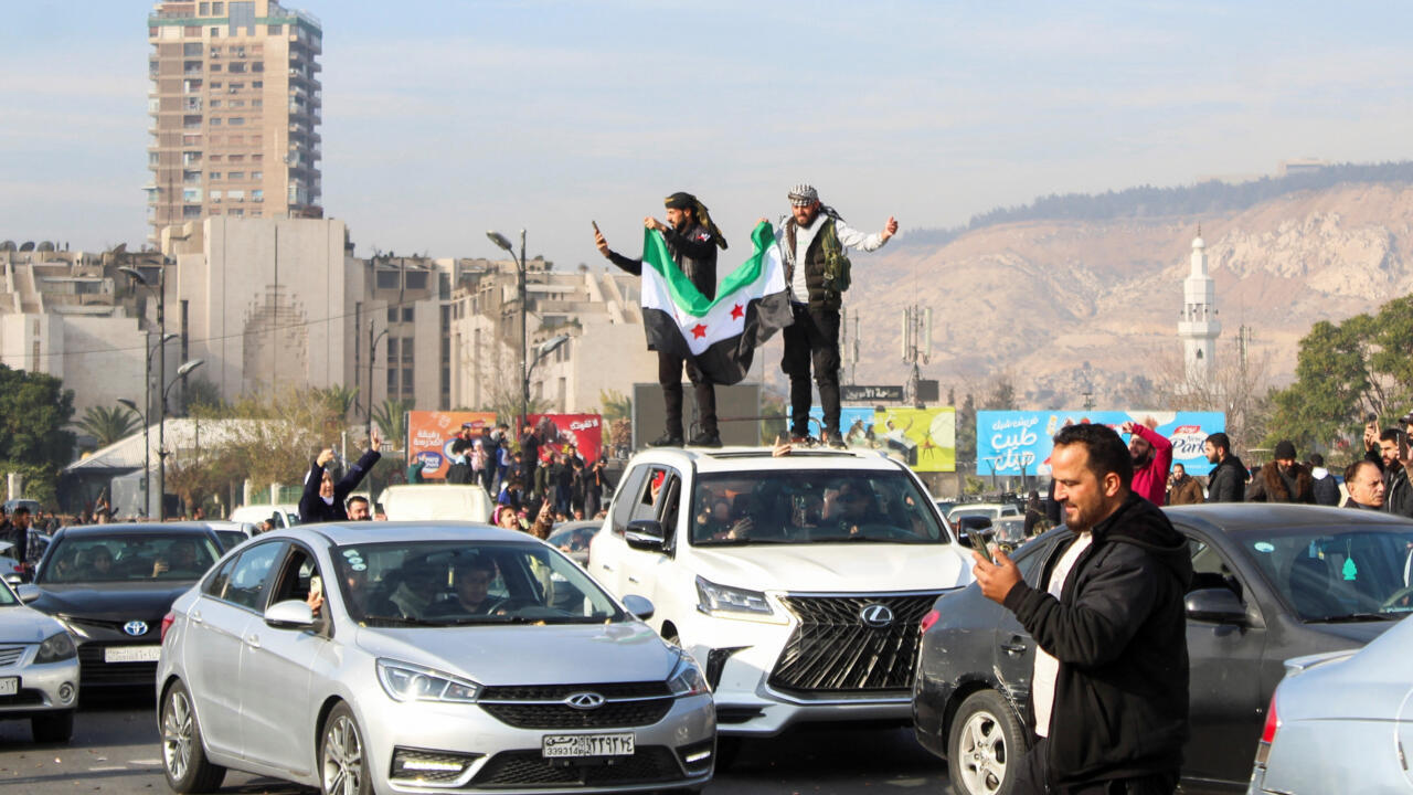 De ce a căzut atât de repede regimul Assad? - Revista presei internaționale