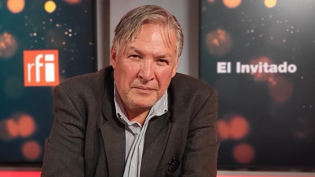 El poeta salvadoreño Carlos Ernesto García, autor de ‘Hasta la cólera ...