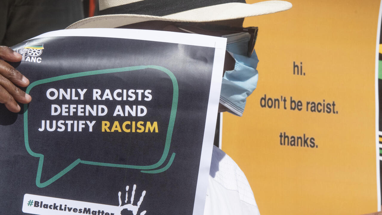 France: contre la discrimination raciale, rationaliser le recrutement ...