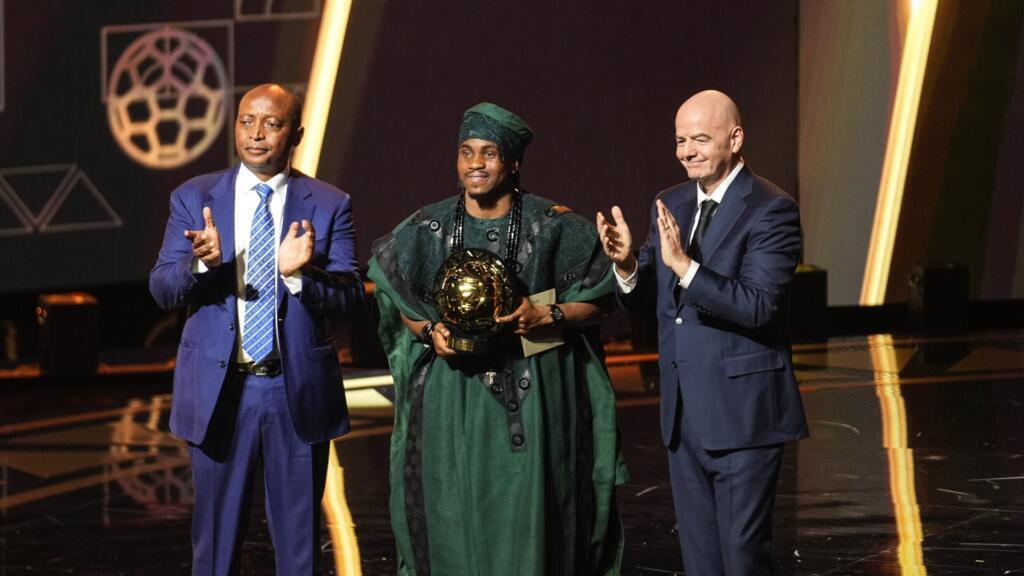 Football: le Nigérian Ademola Lookman sacré Joueur africain de l’année ...