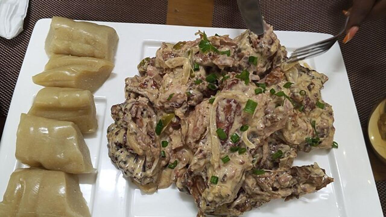 Les délices du continent [1/10]: en RDC, le poulet mayo, plat ...