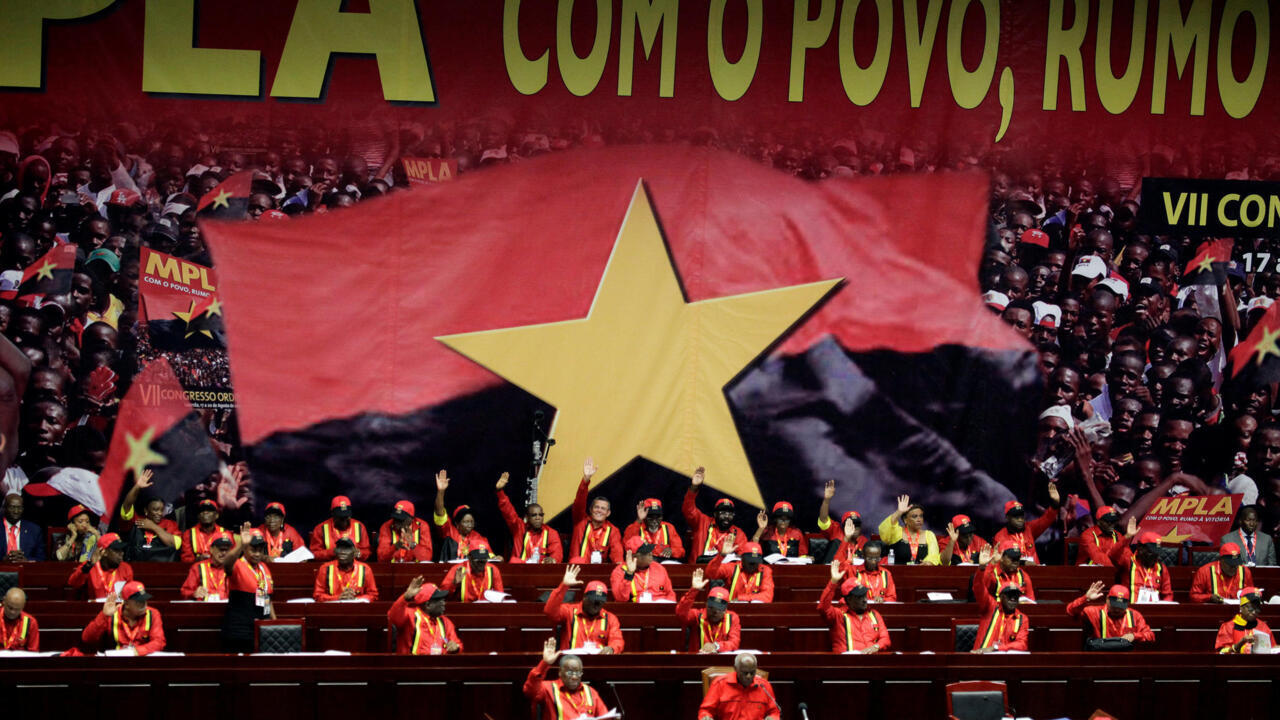 VI Congresso Extraordinário do MPLA elege novo Presidente - Convidado