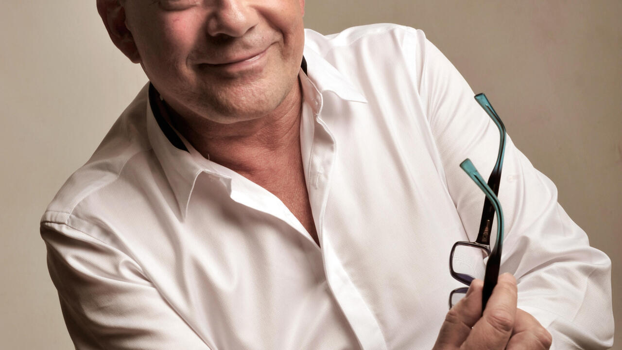 Littérature: «Rock Sakay», le premier roman du dramaturge français ...