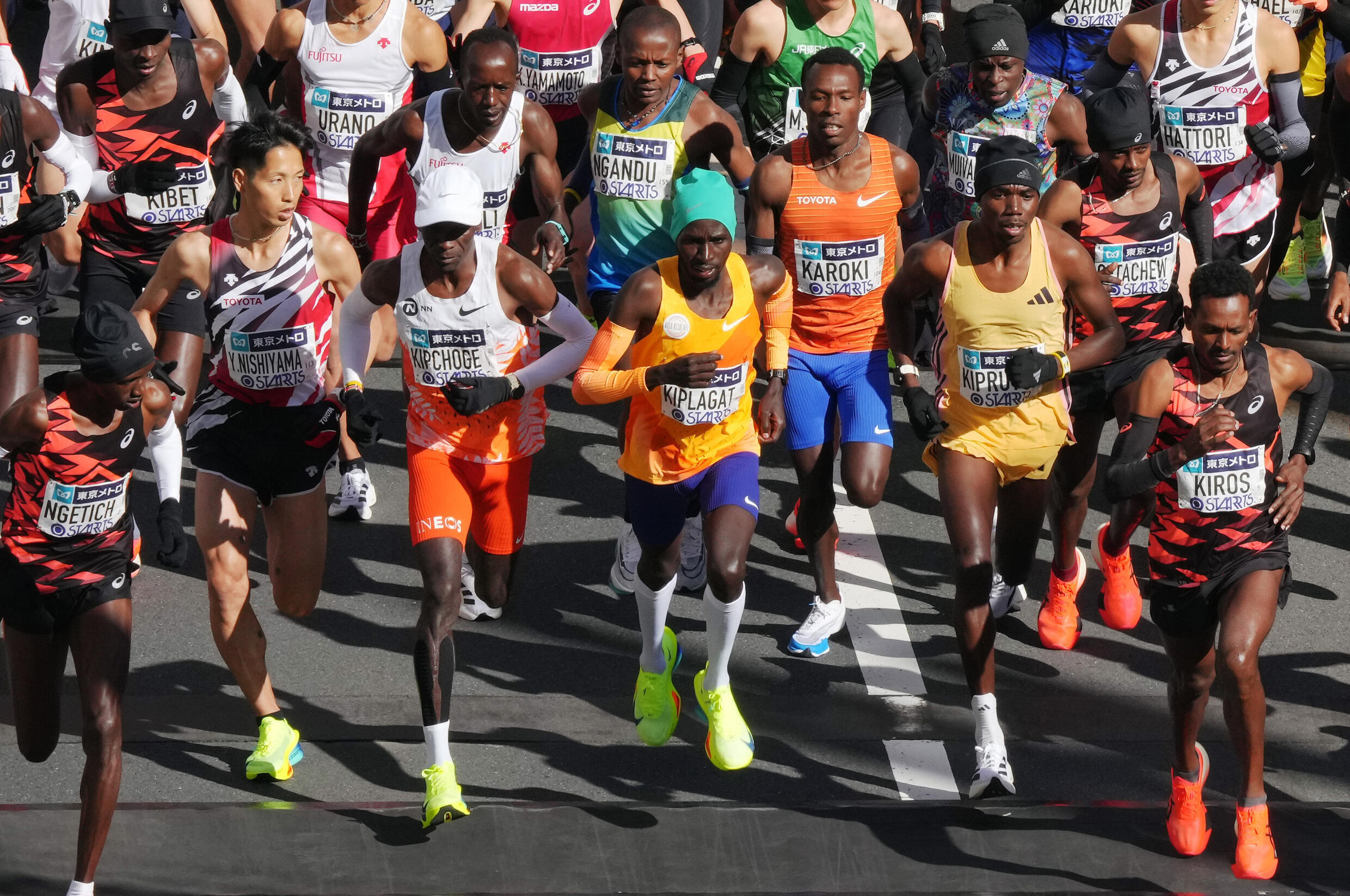 Kipruto gagne le marathon de Tokyo, Kipchoge 10e