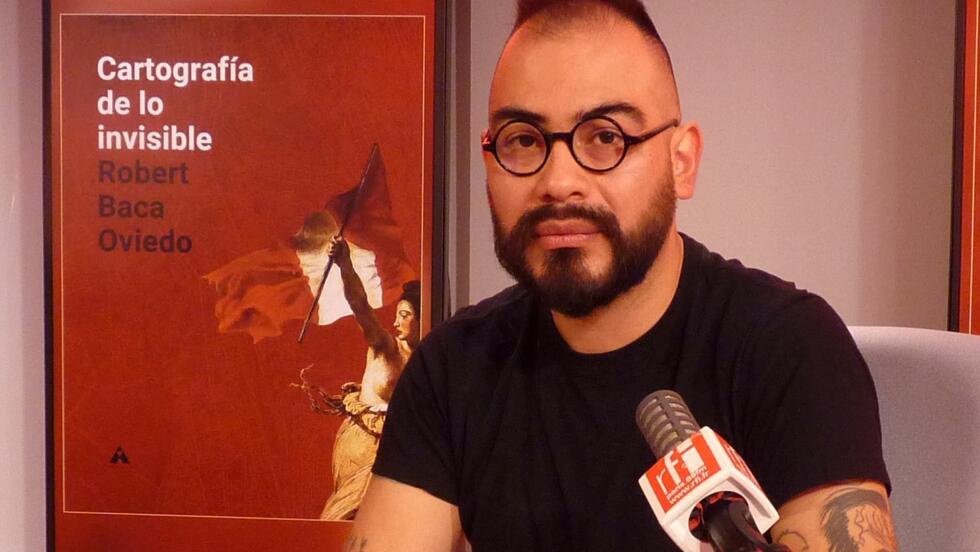 El peruano Robert Baca Oviedo publica su poemario ‘Cartografía de lo ...