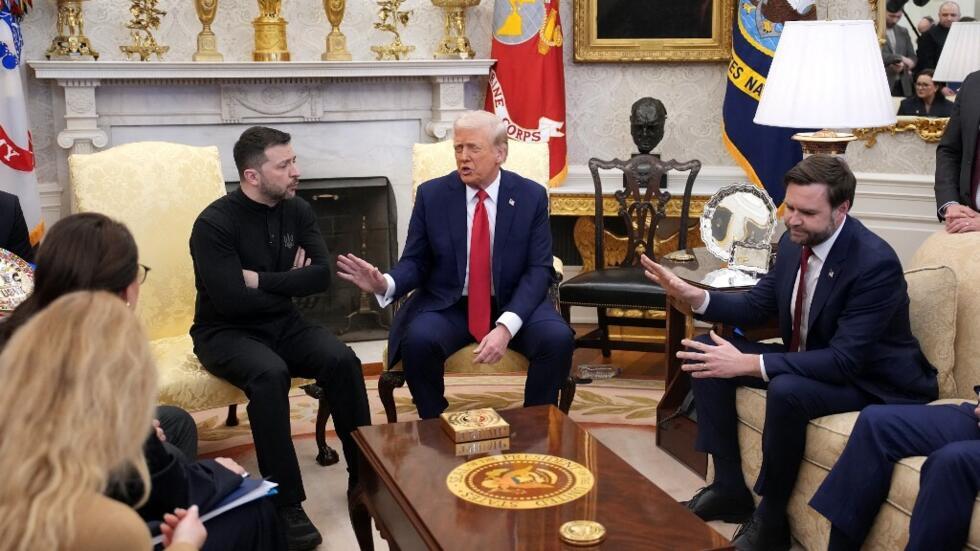 À la Une: l'altercation Trump-Zelensky dans le Bureau ovale - Revue de presse internationale