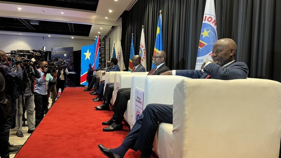 RDC: Félix Tshisekedi élargit l'Union sacrée, qui passe de 6 à 40 membres