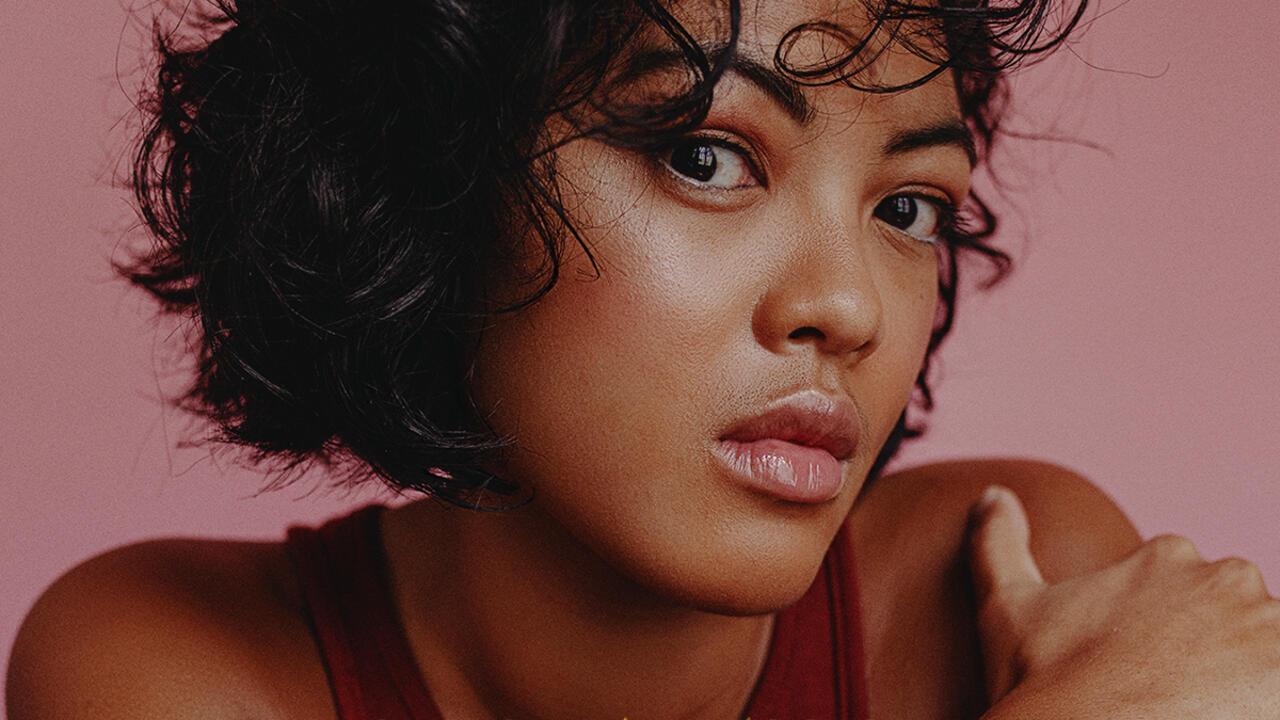 Joanne Radao nos invita a su Fiesta musical bajo el sol de Madagascar ...