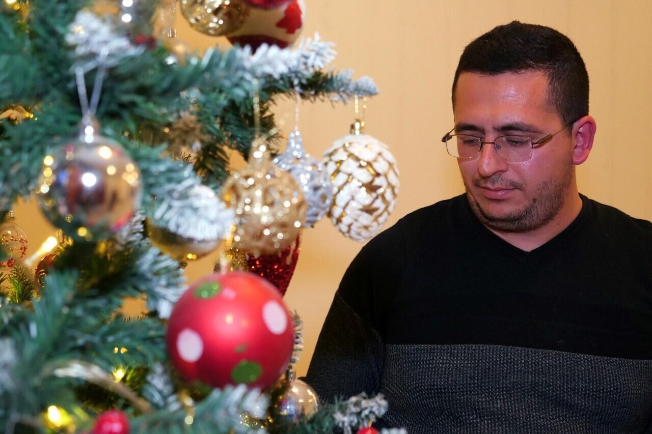 Rafed Ryad ben Zami: un timide Père Noël qui réunit les enfants de Bagdad