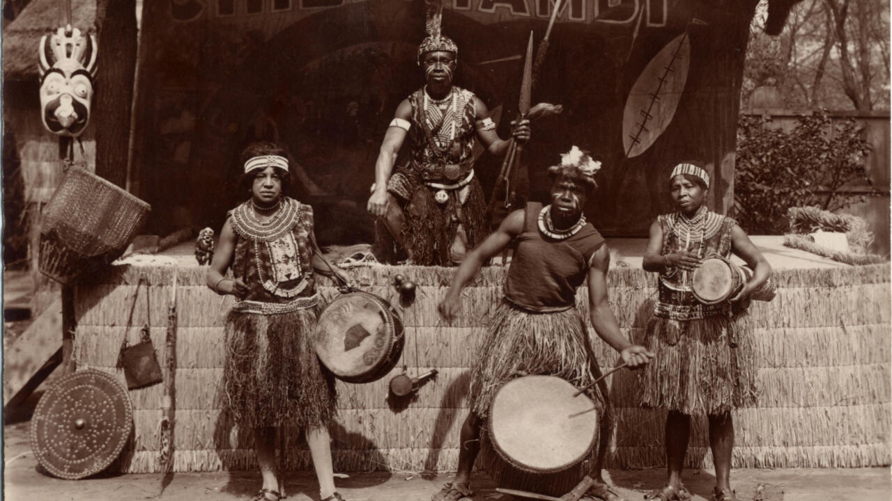 «Exhibitions» – ces zoos humains plein de «sauvages » - RFI