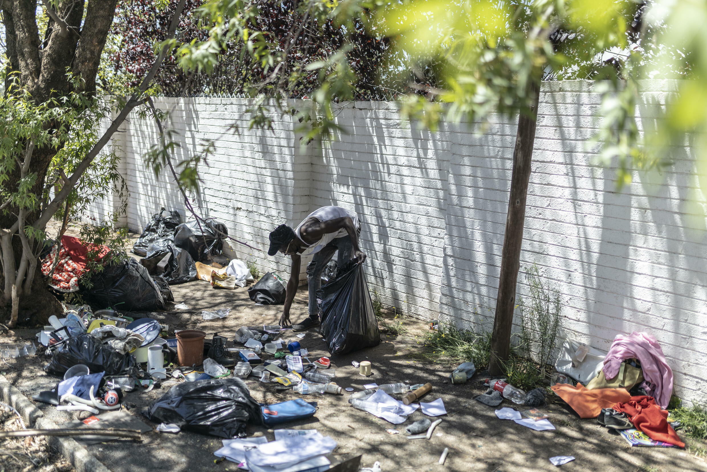 Art of trash: feting S. Africa's overlooked waste pickers