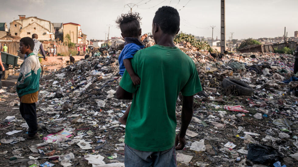Madagascar: la peste menace face aux montagnes de déchets à Antananarivo