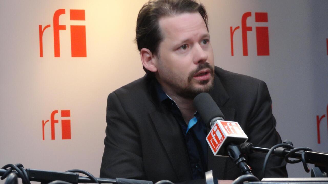 La gauche française rend hommage à François Delapierre