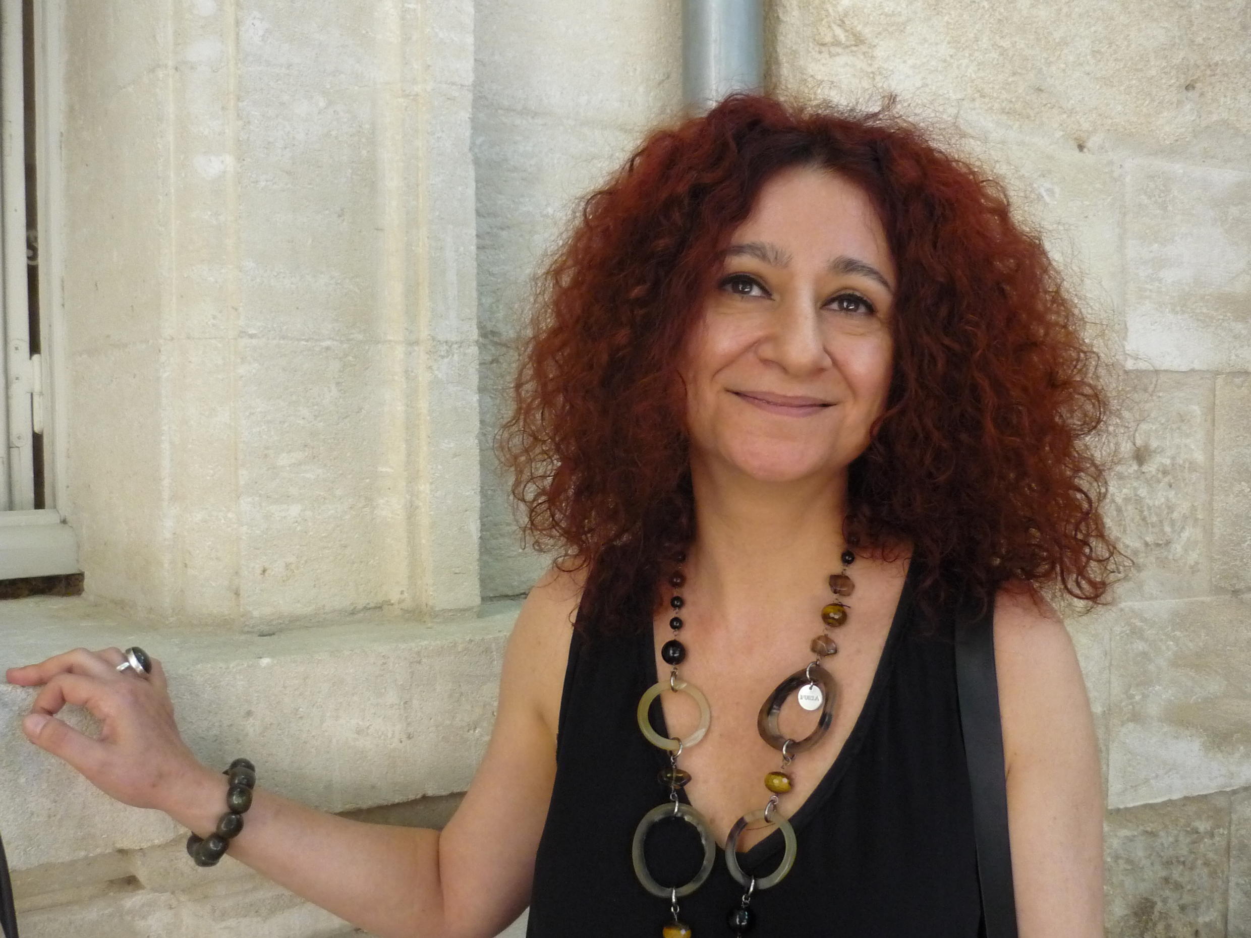 Lina Saneh : «Troubler les évidences en 33 Tours et quelques secondes»