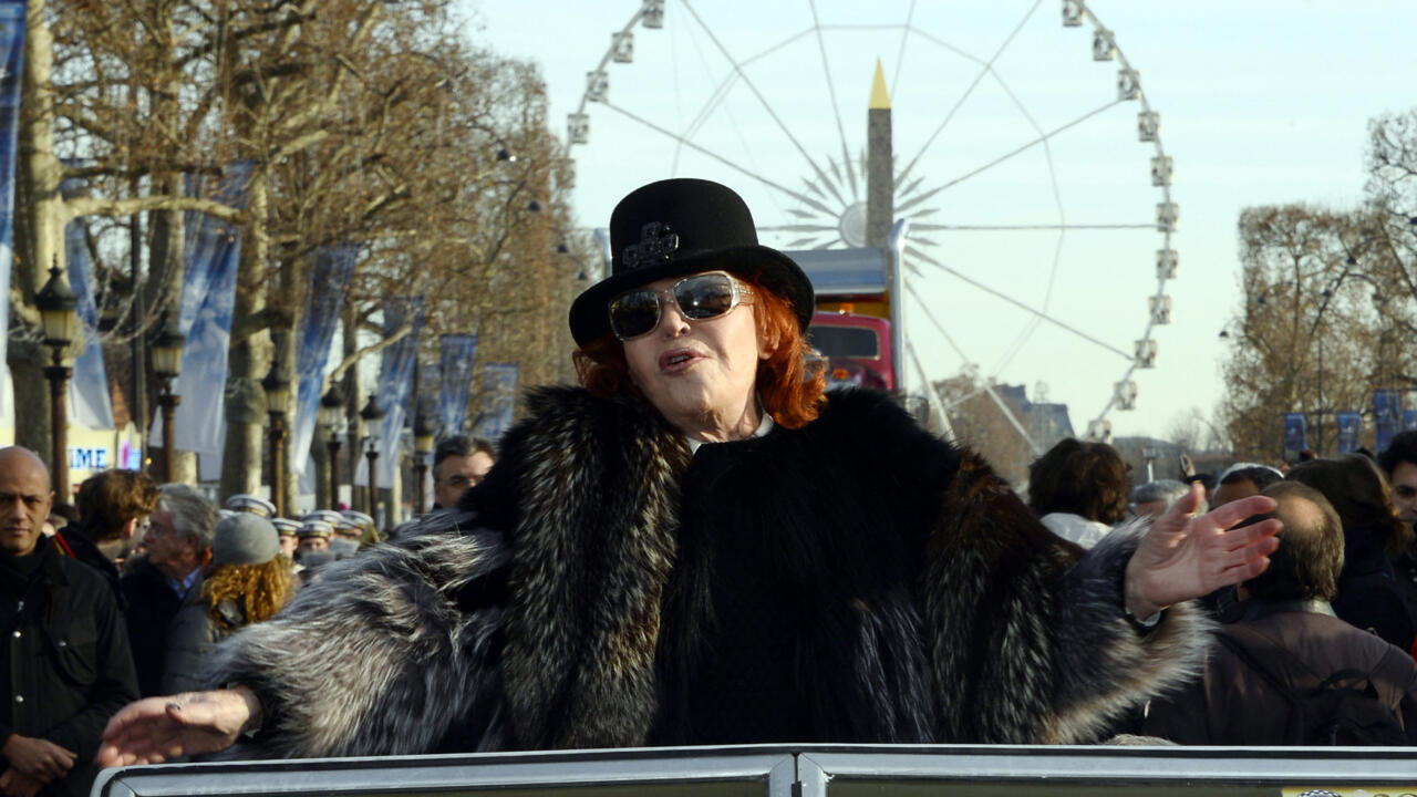 Régine, disco pioneer and 'queen of the night', dies at 92