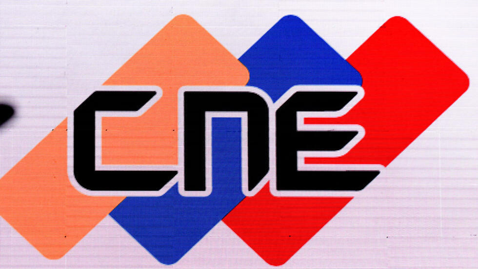 A la Une: le CNE valide la première étape du référendum révocatoire au ...