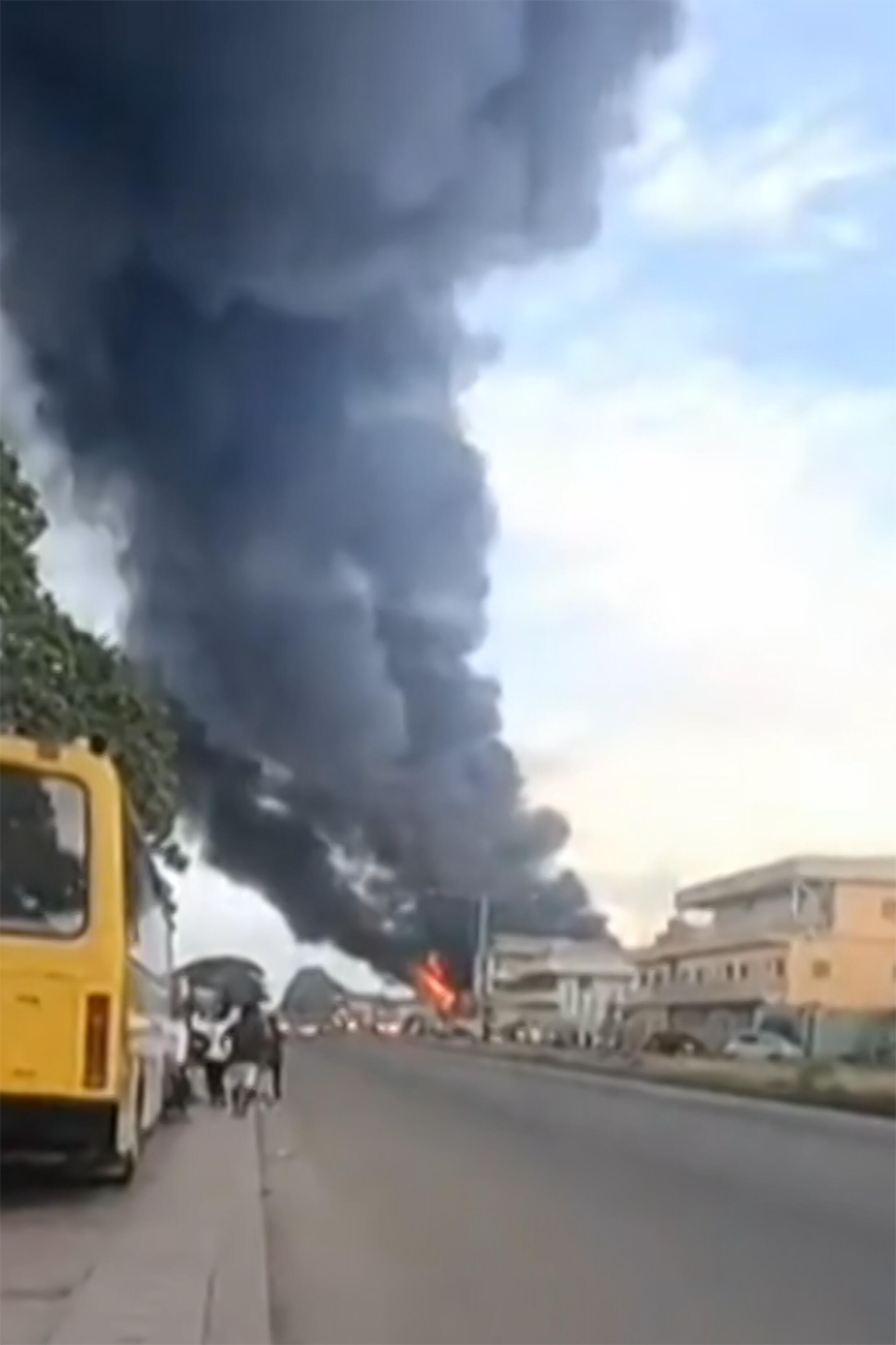 Solomons PM warns capital rioters 'will face consequences'