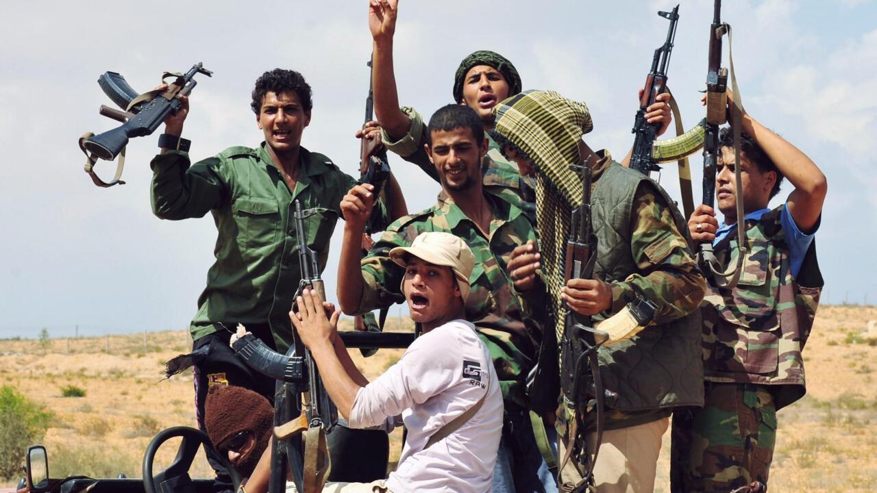 En Libye, le CNT veut convaincre les civils de rendre les armes