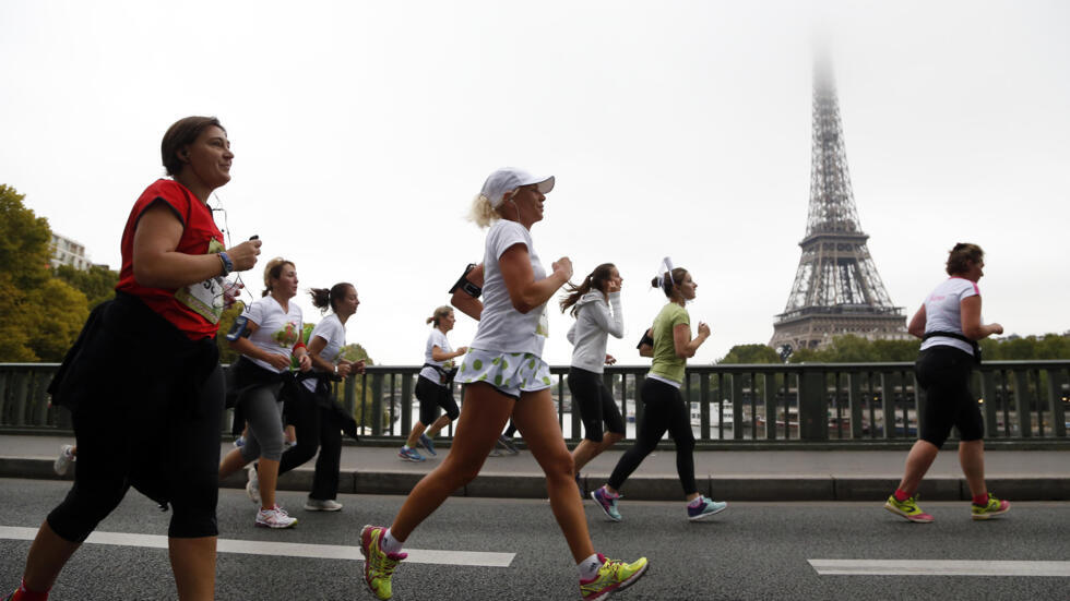 Sport: La Parisienne, une course 100% féminine - Reportage France
