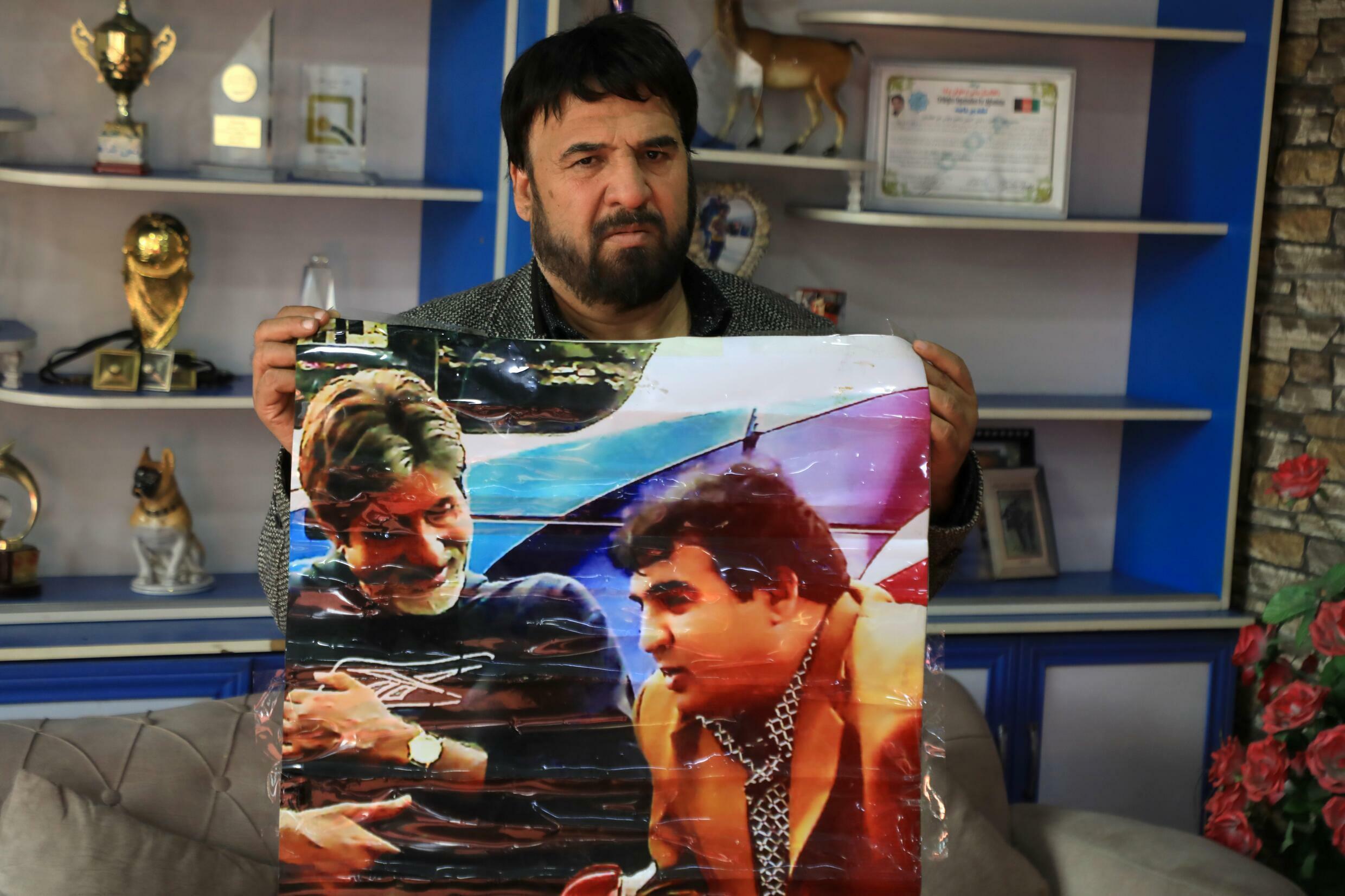 De las luces de Cannes a las sombras de Kabul, un cineasta afgano bajo ...