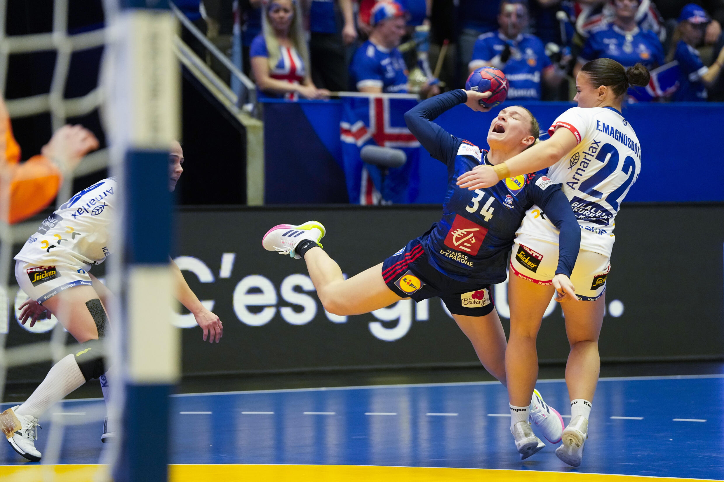 Hand/Mondial-2023: Bouktit et Grandveau, la relève des Bleues