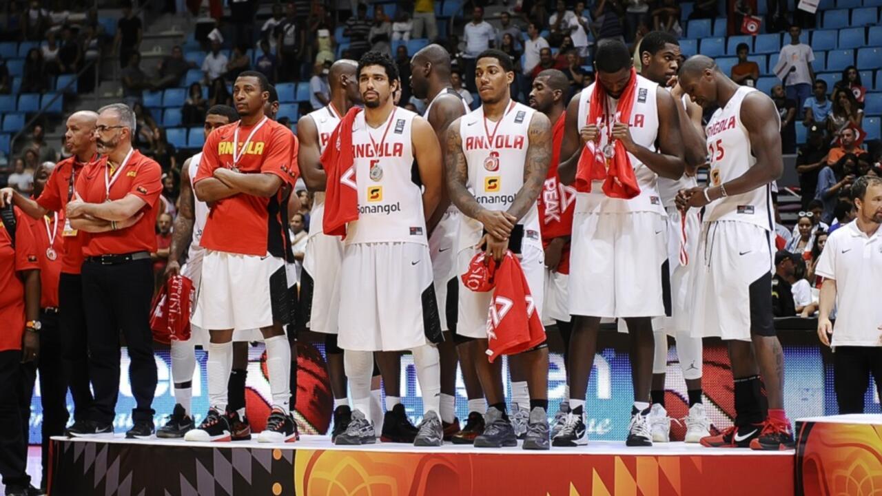 Angola arrecadou medalha de prata no AfroBasket - Desporto