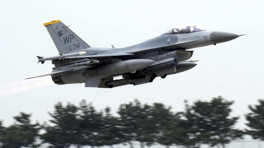 美軍9架F-16戰鬥機臨時調遣至韓國烏山基地，組成31架F-16戰鬥機飛行大隊