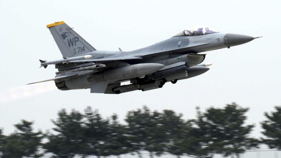 美军9架F-16战斗机临时调遣至韩国乌山基地，组成31架F-16战斗机飞行大队