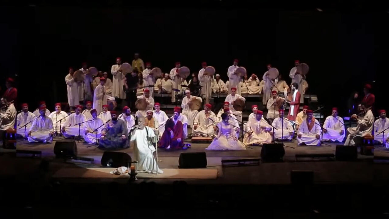 Tunisie: dans les coulisses de la «Hadhra», un spectacle des plus ...