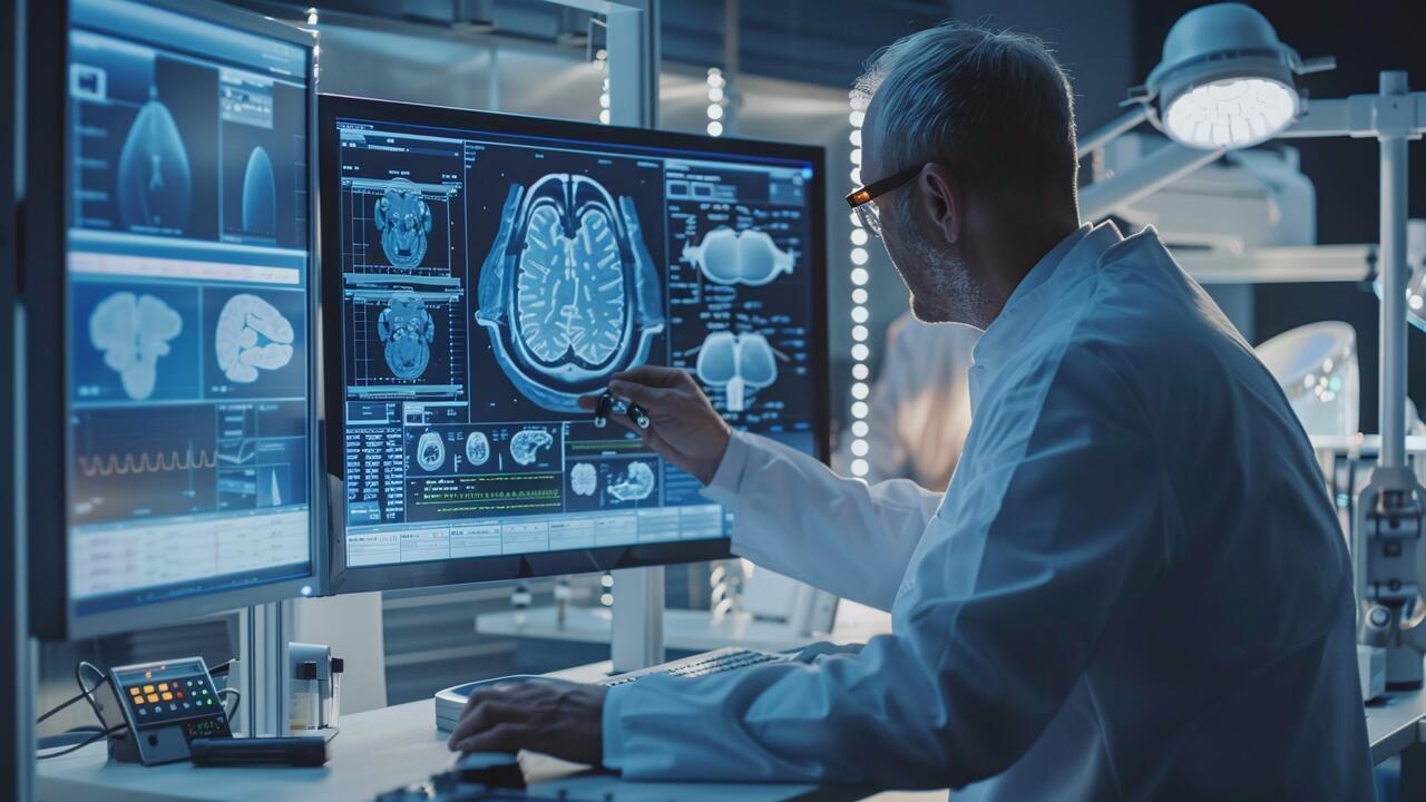 Cum recunoști un AVC- accident vascular cerebral - Sănătatea FM