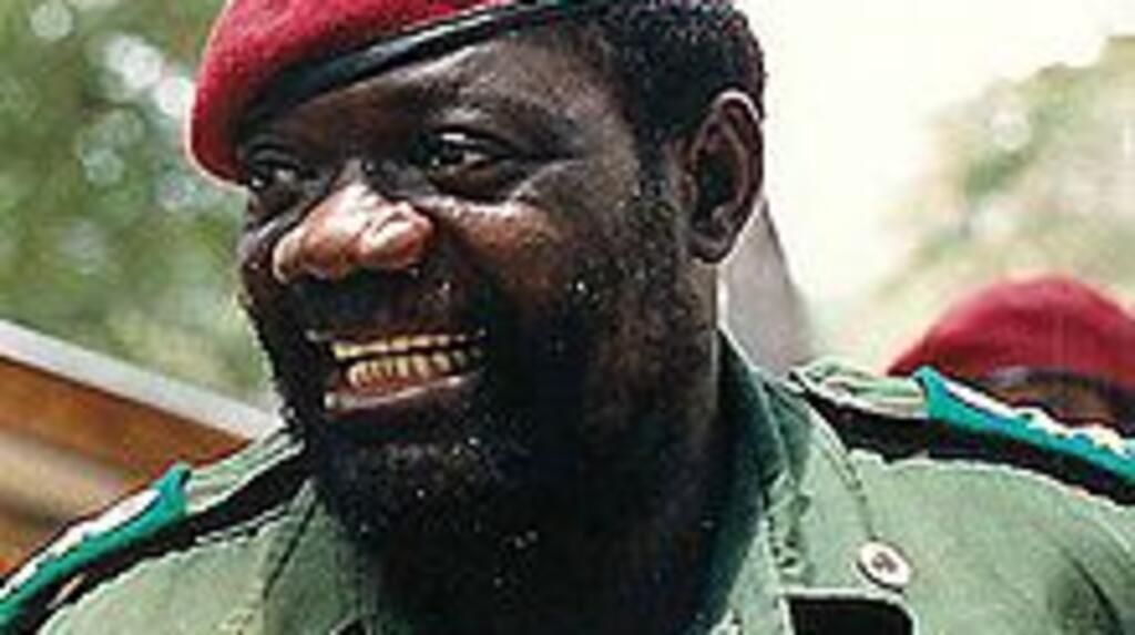 Portrait de Jonas Savimbi (7 et 8/8) - Archives d'Afrique