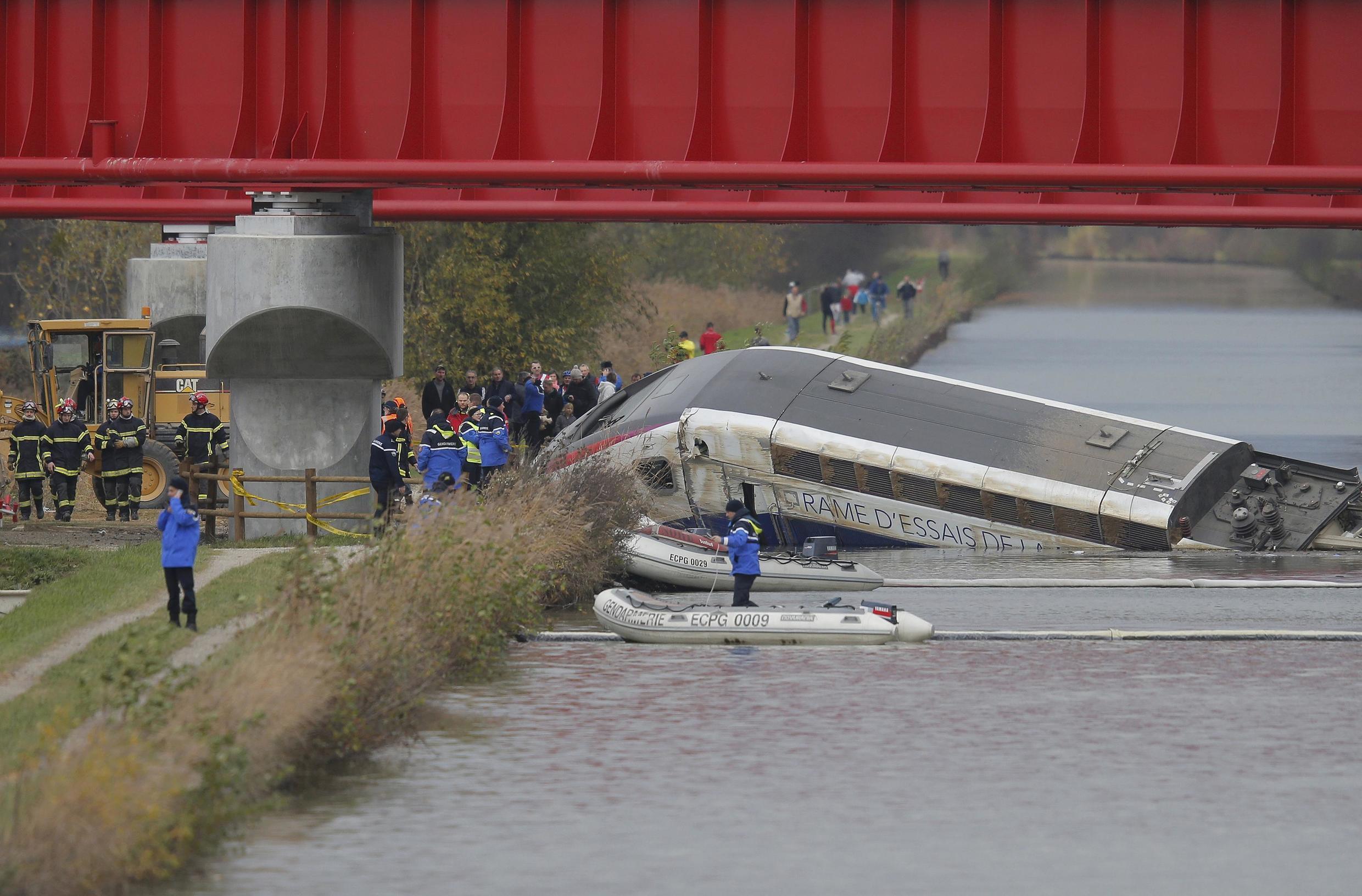 Trial of deadly 2015 high speed train crash opens in Paris