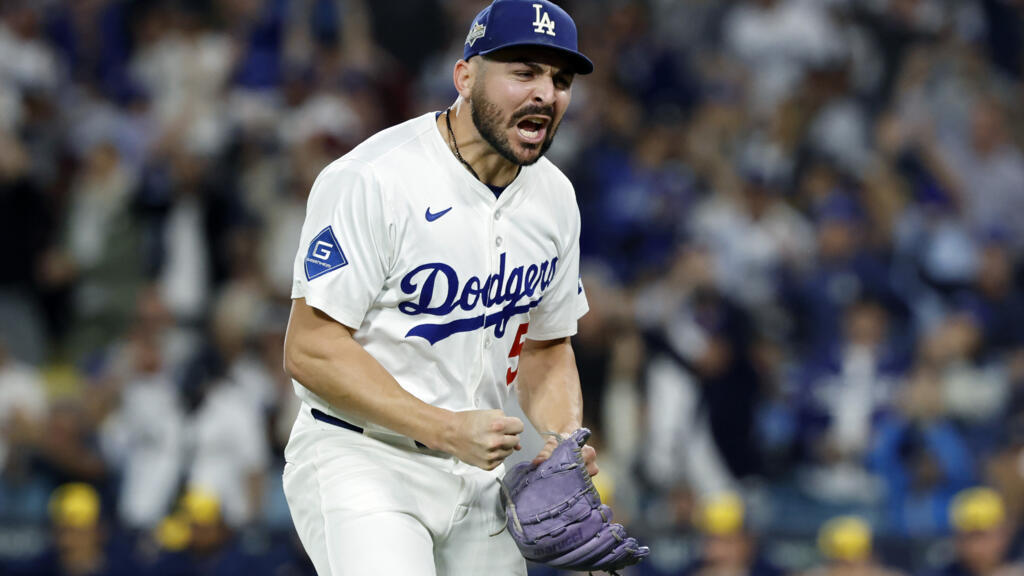 Dodgers pitcher Vesia expected to miss World Series: Roberts