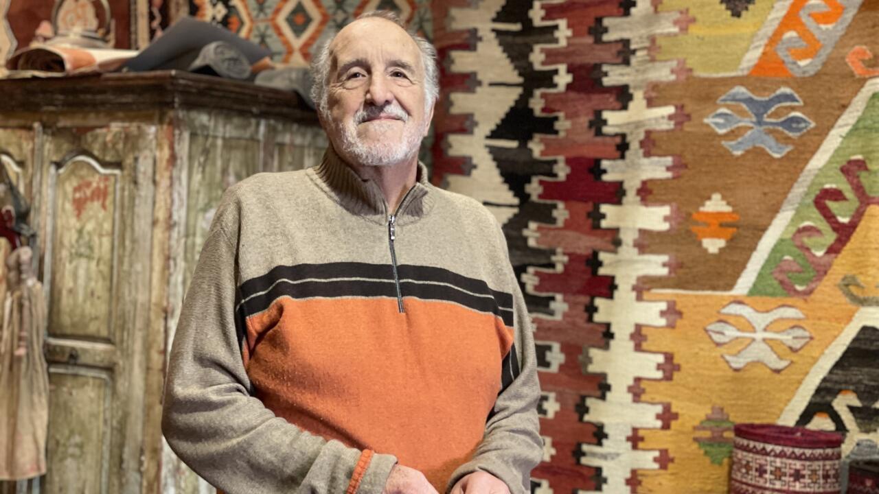 Jean-Michel Testard, marchand de tapis et tisseur de fils, de mots, et ...